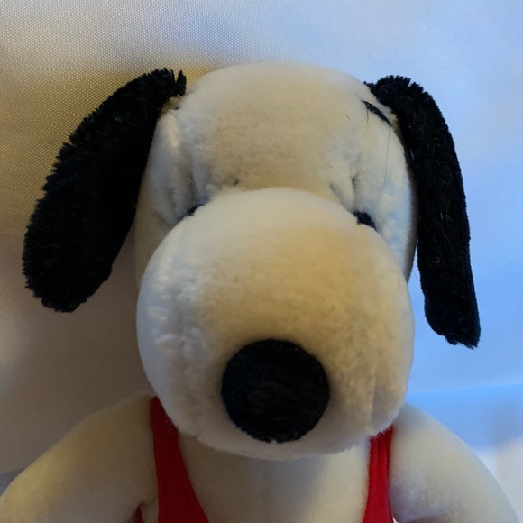Peanuts | Toys | Vintage Y2k 98s 80s Plush Snoopy In Red Aerobics ...